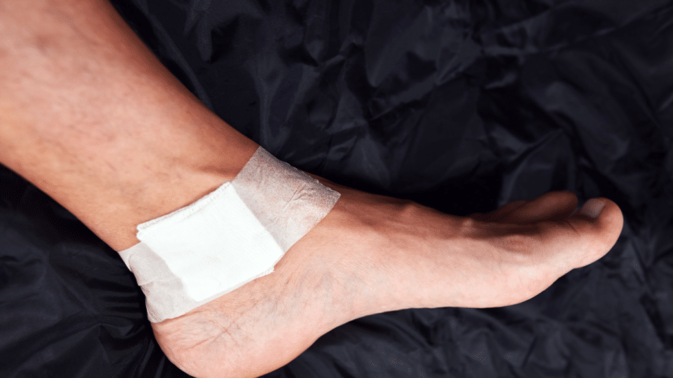 How Can You Effectively Manage a Puncture Wound With Severe Bleeding ...