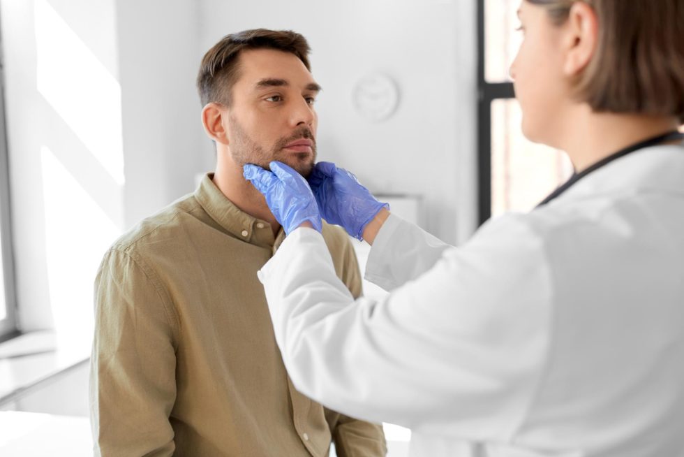 How is Strep Throat Transmitted? - 5 Ways of Spreading